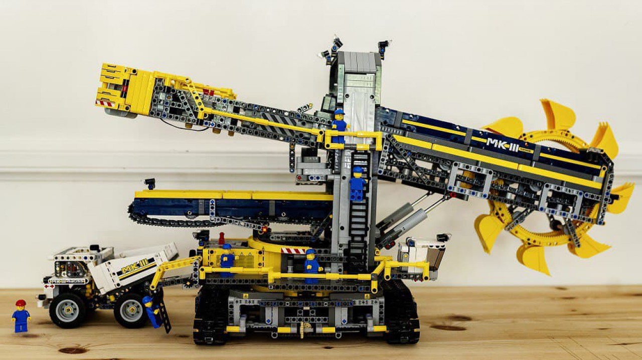 About Us | WADCO Lighting